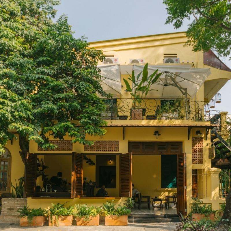 20 Quán Cafe SIÊU ĐẸP Đang Thu Hút Giới Trẻ Sài Gòn